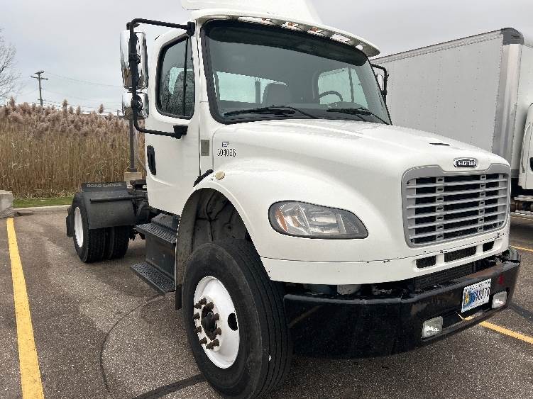2020 Freightliner M2 Single Axle Day Cab Truck - Cummins 300HP, 10 ...