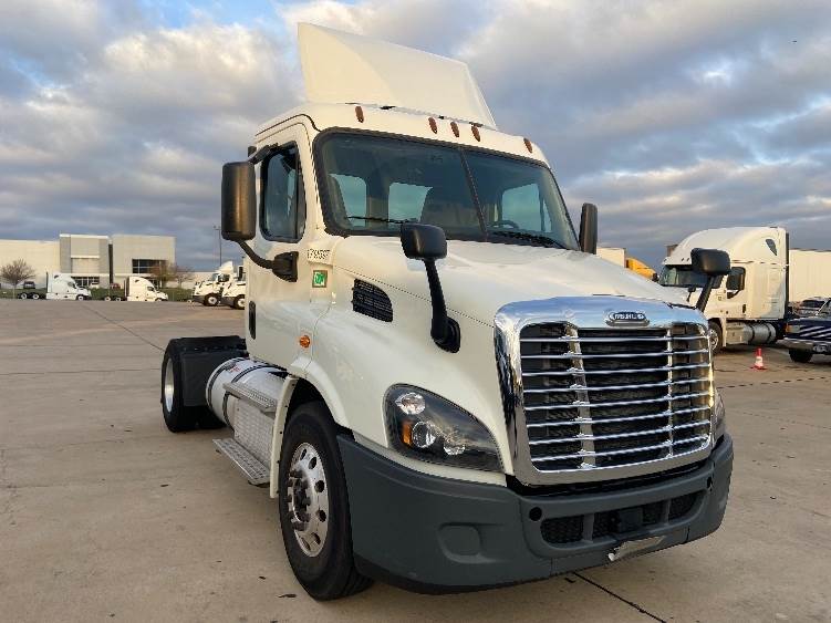 2017 Freightliner X11342ST Single Axle Day Cab Truck - 435HP, 12 Speed ...