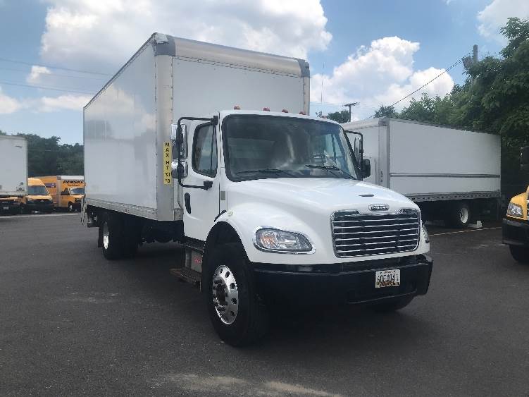 2019 Freightliner M2 22 ft Box Truck - 220HP, 7 Speed Automatic, Roll ...