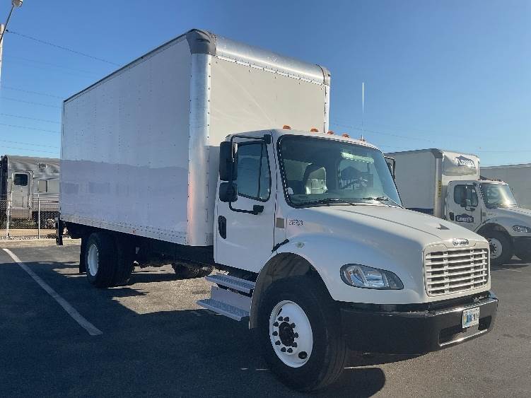 2019 Freightliner M2 20 ft Box Truck - 220HP, 6 Speed Automatic, Roll ...