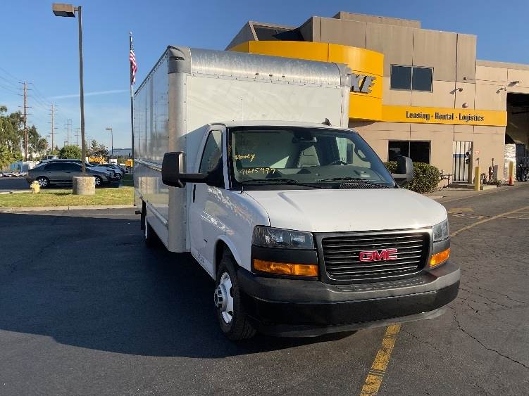 2020 GMC G33903 Box Truck - 341HP, 6 Speed Automatic, Roll up Door For ...
