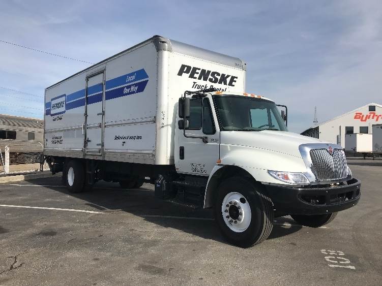 2018 International 4300 26 ft Box Truck - 220HP, 7 Speed Automatic ...