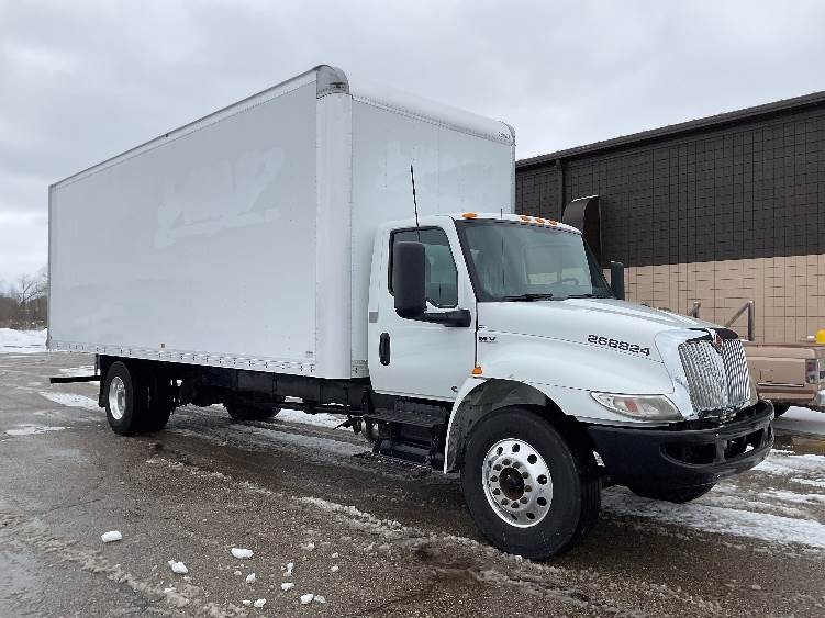 2019 International MV607 26 ft Box Truck - 220HP, 6 Speed Automatic ...