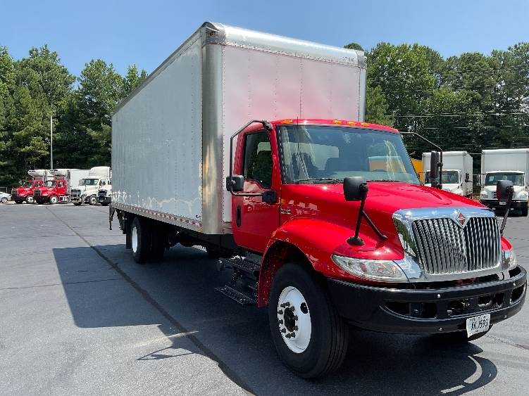 2021 International MV607 Box Truck - 220HP, 6 Speed Automatic, Roll up ...