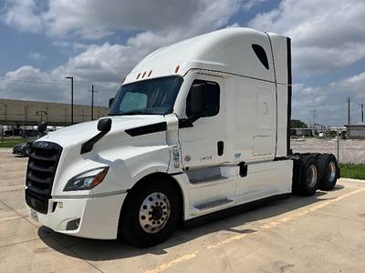 2022 Freightliner Cascadia 126 Sleeper Semi Truck - 72" Integral ...