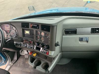 2019 Kenworth T680 Sleeper Semi Truck - 76" Integral Sleeper, Paccar ...
