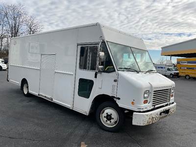 Freightliner MT45 Trucks For Sale | MyLittleSalesman.com