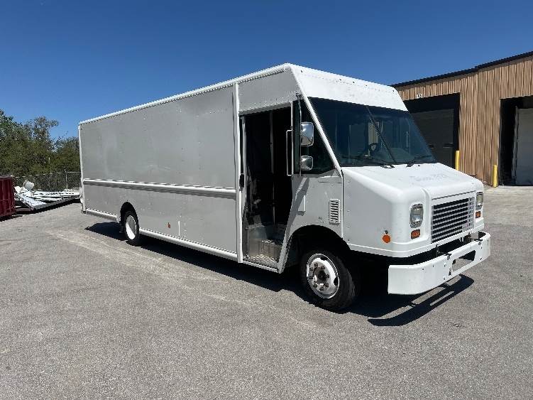 2018 Freightliner MT45 Single Axle Step Van - Cummins, 200HP, 6 Speed ...