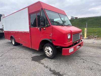 2016 Freightliner MT45 Single Axle Step Van - Cummins, 200HP, 6 Speed ...