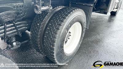 2005 Freightliner M2 112 Tandem Axle Hooklift Truck - Caterpillar ...