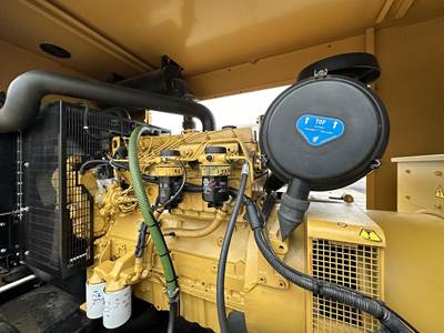 2006 Caterpillar D125 Diesel Generator For Sale, 674 Hours | Waukesha ...