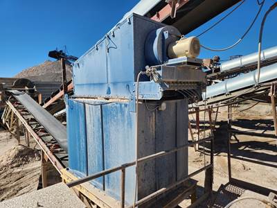 Donaldson Model DLMV 45/15 Bag House - Continuous Duty Dust Collection ...
