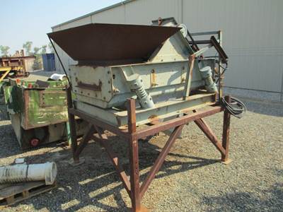 VIBRATING SCREEN - with structure - 3’ wide x 6’ long single deck ...