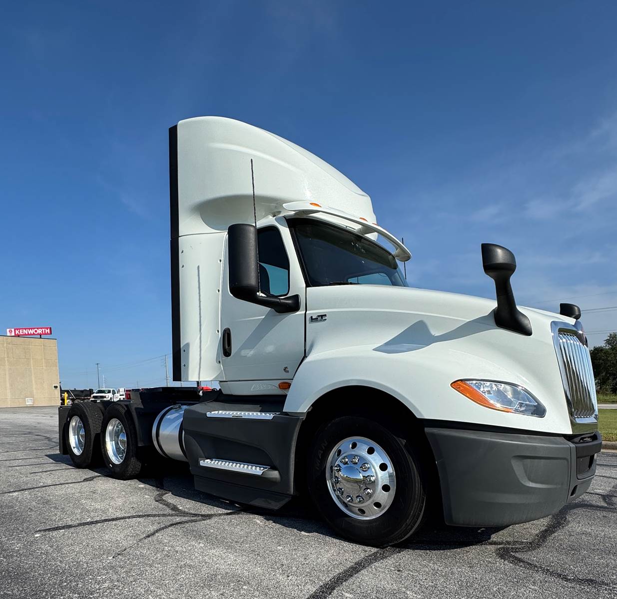 2022 International LT625 Day Cab Truck - Cummins 500HP, 13 Speed ...