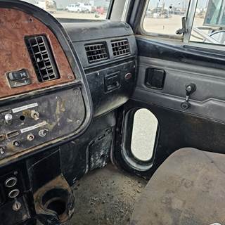 2002 Peterbilt 357 Fuel & Lube Truck - 2-70 For Sale - Lewistown, MT ...