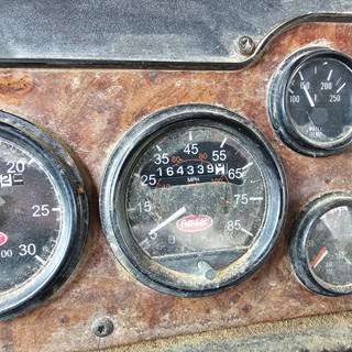 2002 Peterbilt 357 Fuel & Lube Truck - 2-70 For Sale - Lewistown, MT ...