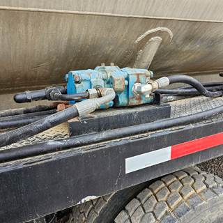 2002 Peterbilt 357 Fuel & Lube Truck - 2-70 For Sale - Lewistown, MT ...