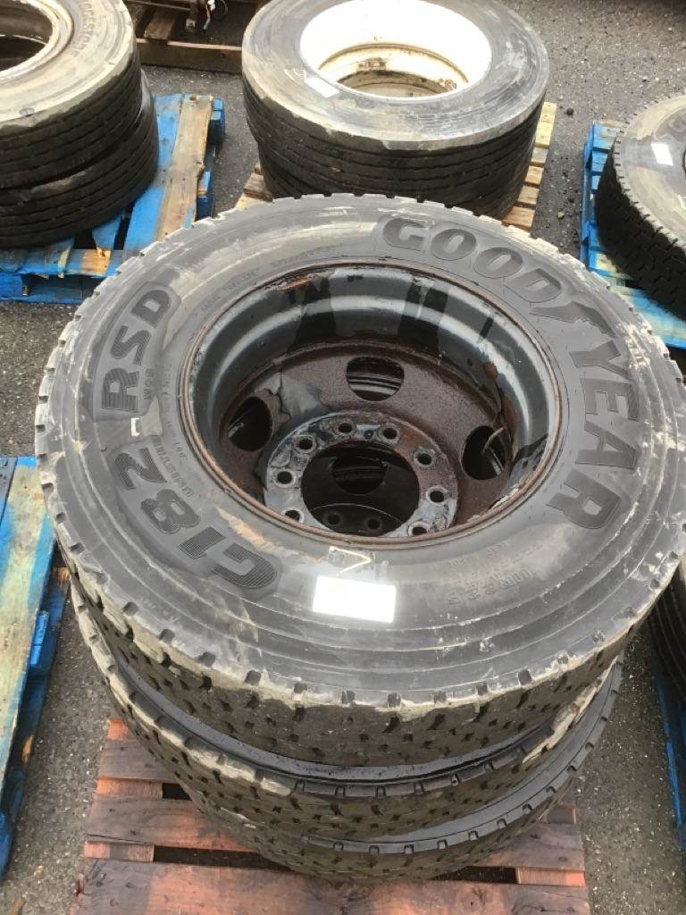 Tire For Sale | Fitchburg, MA | 1047467 | MyLittleSalesman.com