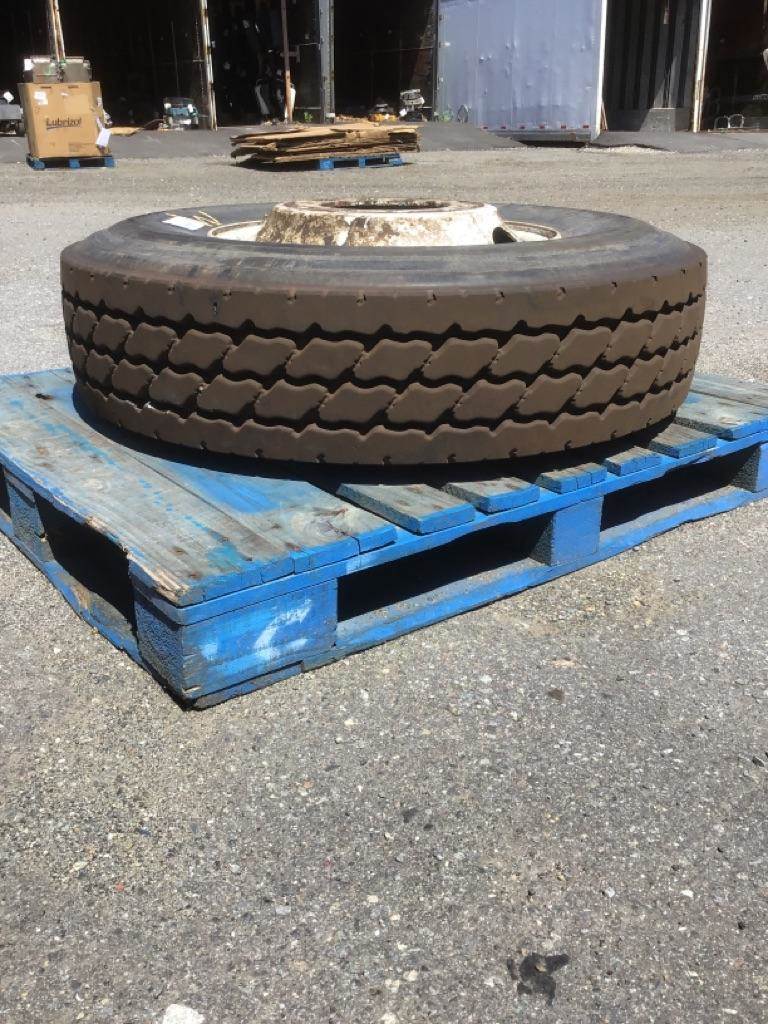 Tire For Sale | Fitchburg, MA | 1049671 | MyLittleSalesman.com