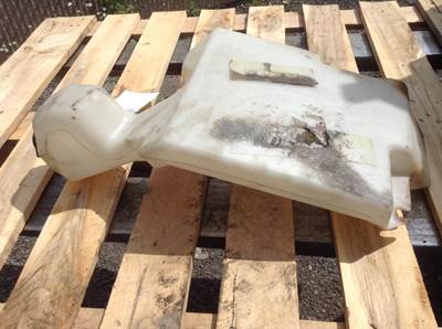 1999 International 4700 Windshield Washer Reservoir For Sale ...