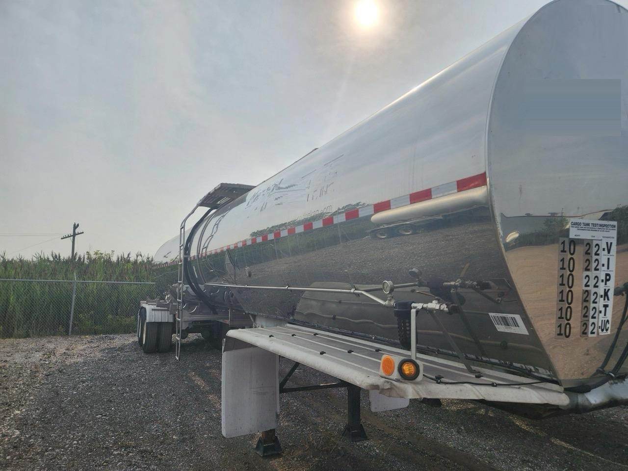 1986 STE 7000 GALLON - STAINLESS - REAR DISCHARGE Chemical / Acid Tank ...