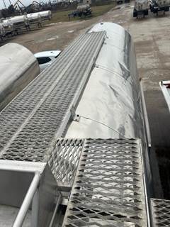 1989 STE 7000 GALLON - STAINLESS - REAR DISCHARGE Non Code Tank Trailer ...