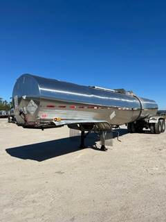 Polar 5000 GALLON - STAINLESS - CENTER DISCHARGE Water Tank Trailers ...