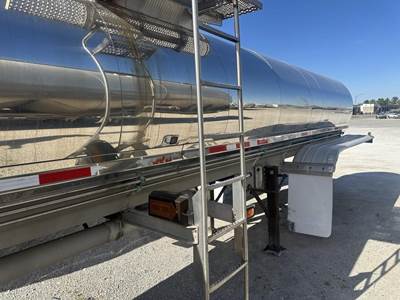 1997 Walker 5000 GALLON - FOOD GRADE - AIR RIDE Water Tank Trailer For ...