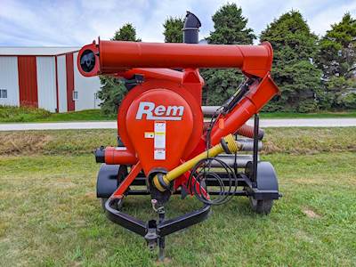 2011 REM 2700 Grain Vac For Sale, 155 Hours | Henderson, IA | 10373127 ...