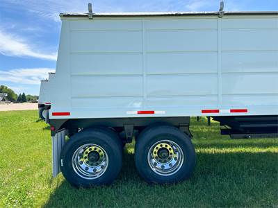 2025 Demco 4222 Hopper / Grain Trailer For Sale | Henderson, IA ...