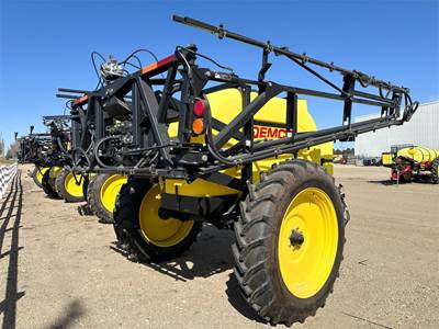 2024 Demco 600 Pull-Type Sprayer For Sale | Henderson, IA | 12731432 ...