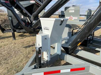 2026 Travis Seed Cart HSC2000 Seed Tender For Sale | Henderson, IA ...