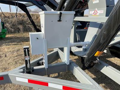2026 Travis Seed Cart HSC2000 Seed Tender For Sale | Henderson, IA ...