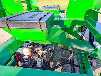 2026 Travis Seed Cart HSC2200 Seed Tender For Sale | Henderson, IA ...