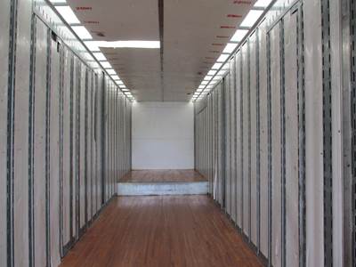 2006 Kentucky 53 FT DROP FRAME MOVING VAN WITH BELLY BOXES Tandem Axle ...