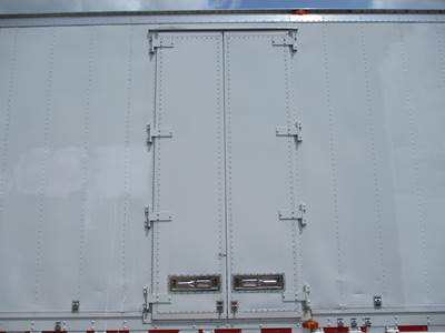 2006 Kentucky 53 FT DROP FRAME MOVING VAN WITH BELLY BOXES Tandem Axle ...