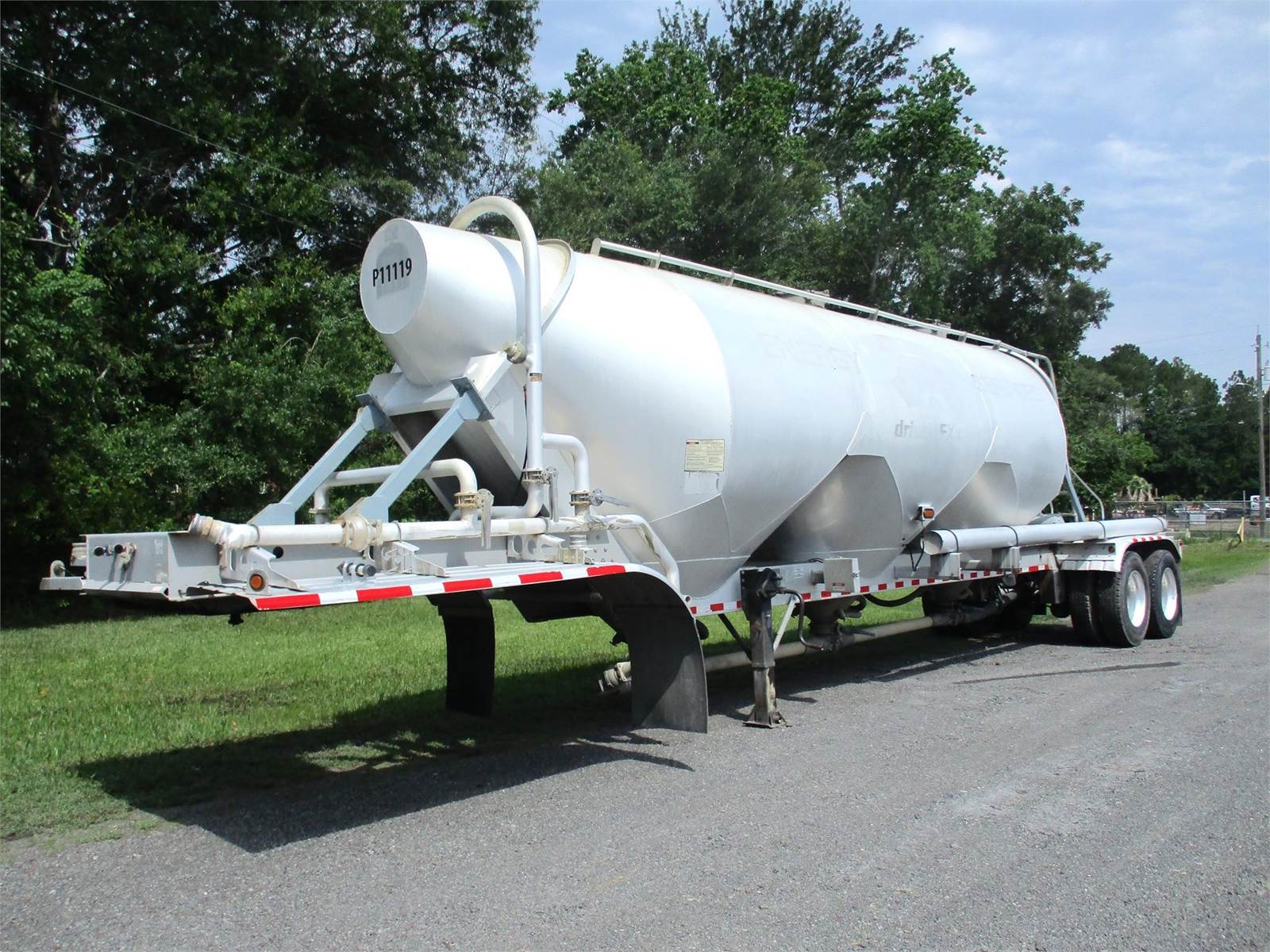 2011 Vantage ALUMINUM 1000 CUBIC FT PNEUMATIC TANKER Dry Bulk ...