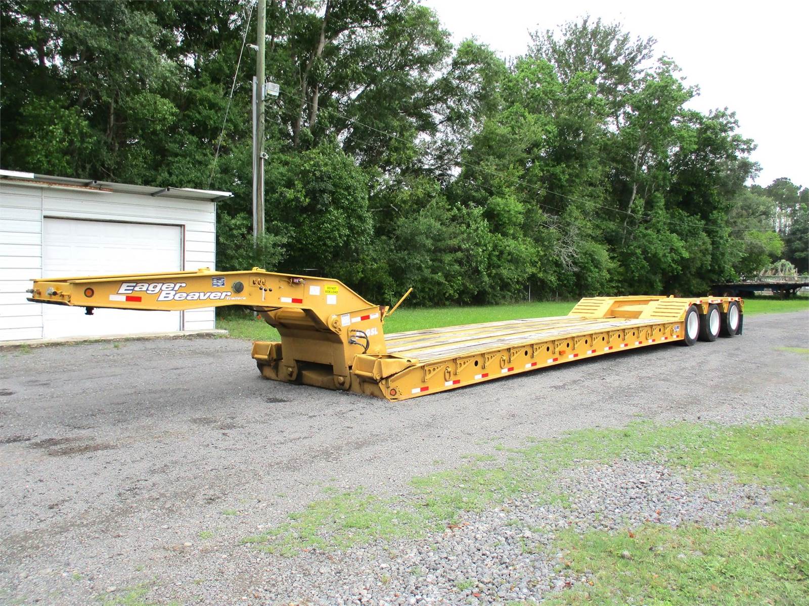 2002 Eager Beaver 53x102 Tri Axle Steel Lowboy Trailer - Air Ride ...