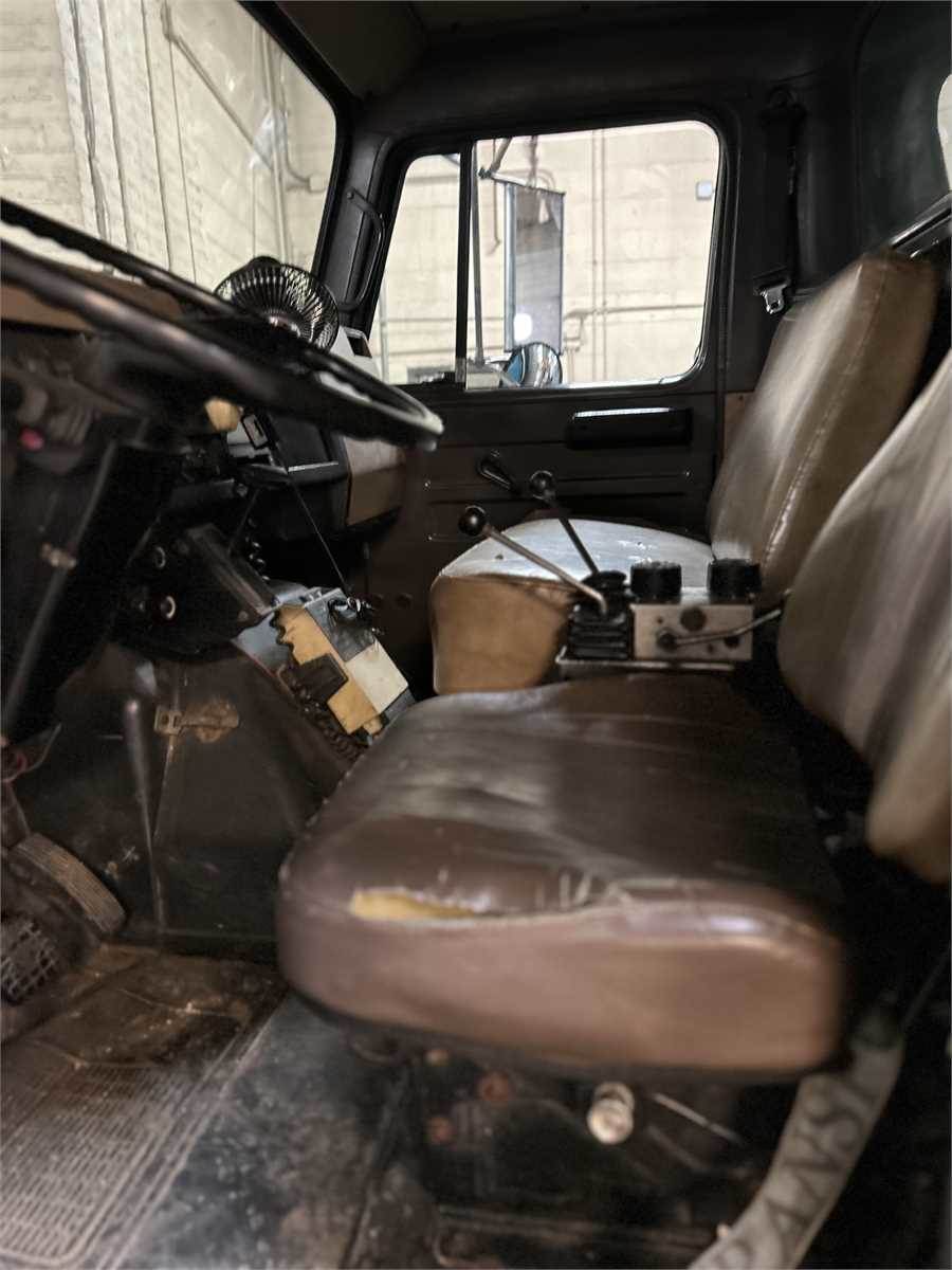 1991 Navistar International 4900 Dump Truck For Sale | Broadview, IL ...