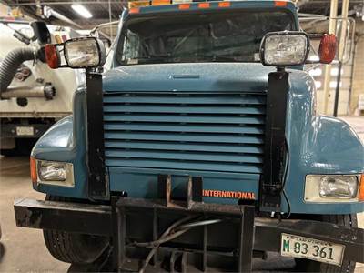 1991 Navistar International 4900 Dump Truck For Sale | Broadview, IL ...