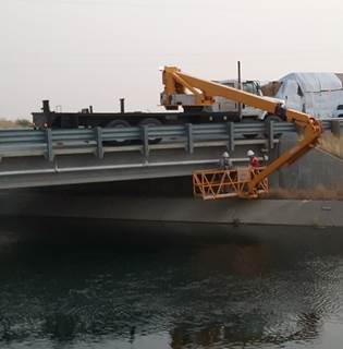 Bridge Inspection Truck - Reach-All LLC Sidekick with 10 Ft Rotating ...