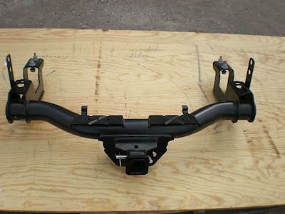 GM Factory 84369040 Receiver Hitch 2" Square for 2016 - 2020 Chev/GM ...