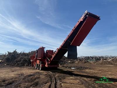 2017 Morbark 6600 Horizontal Grinder For Sale, 7,600 Hours | Saint ...