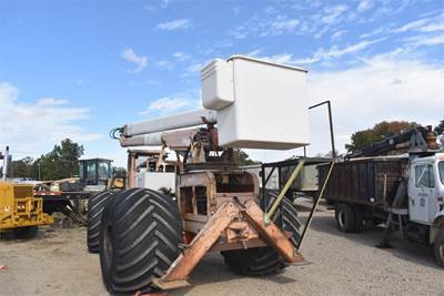 Crane Carrier (CCC) CENTURION Boom / Bucket Truck - 1998 Hi-Ranger ...