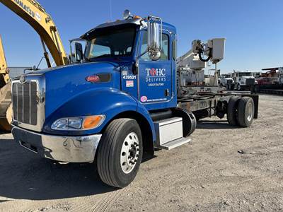 2019 Peterbilt 337 Single Axle Cab & Chassis Truck - Paccar, 260HP ...