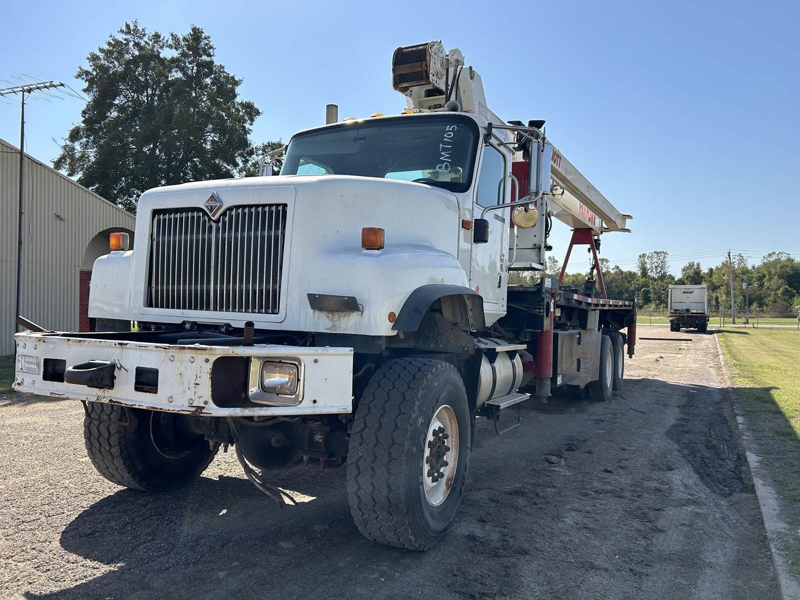 International Paystar 5500 30-Ton Crane Truck - 2011 ELLIOTT 30105 ...