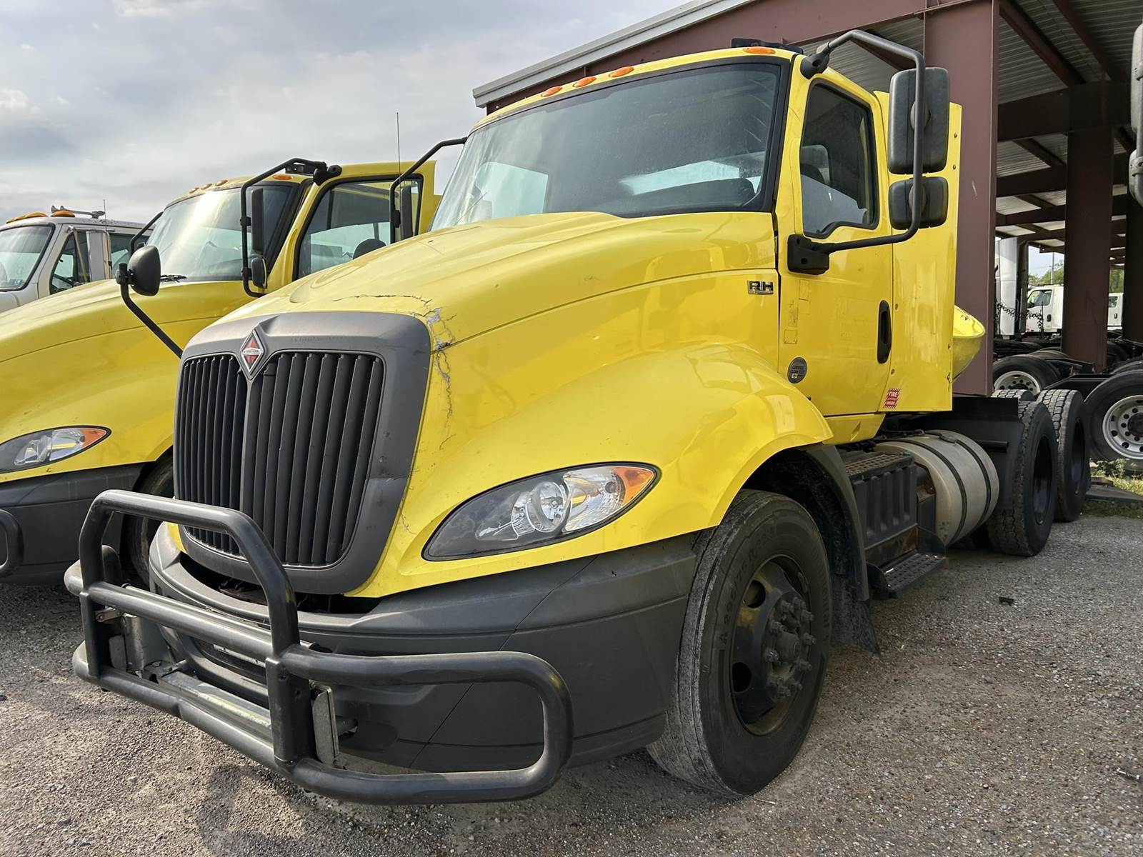 2020 International RH Day Cab Truck - A26 430HP, 12 Speed Endurant Amt ...