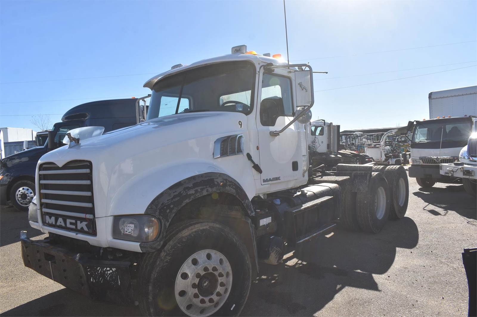 2013 Mack Granite GU713 Day Cab Truck - MP7 405HP, 9 Speed Manual For ...