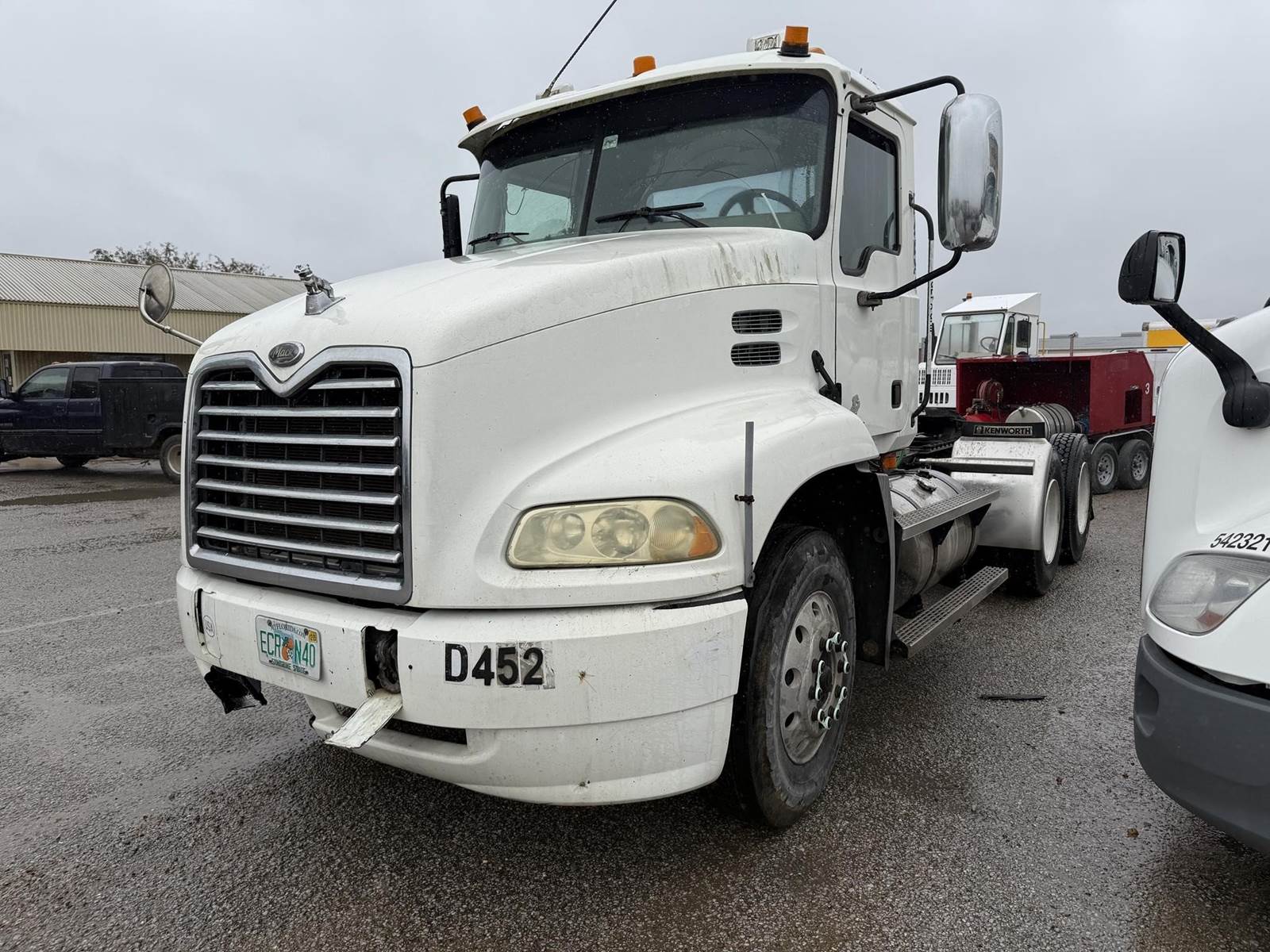 2004 Mack Vision CX613 Day Cab Truck - 410HP, 10 Speed Ultrashift Amt ...