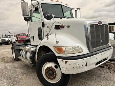 2015 Peterbilt 382 Single Axle Day Cab Truck - Cummins 300HP, Automatic ...